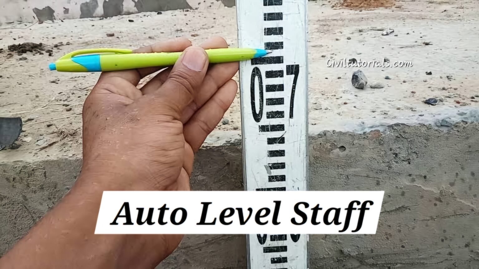 Auto Level Staff – Types, Uses, Reading Techniques - Civil Tutorials