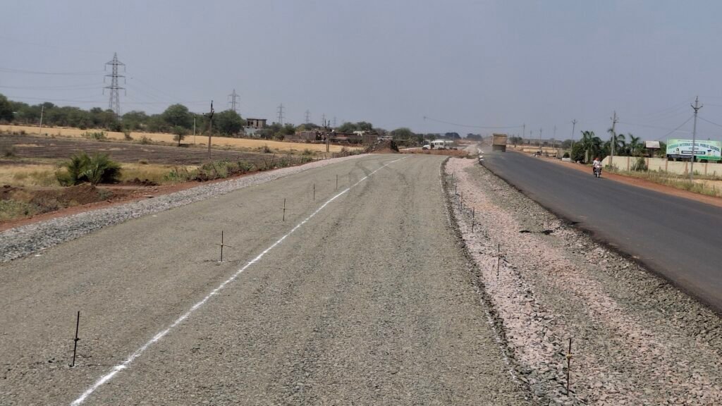 What Is Macadam Road – Types, Uses, Benefits - Civil Tutorials