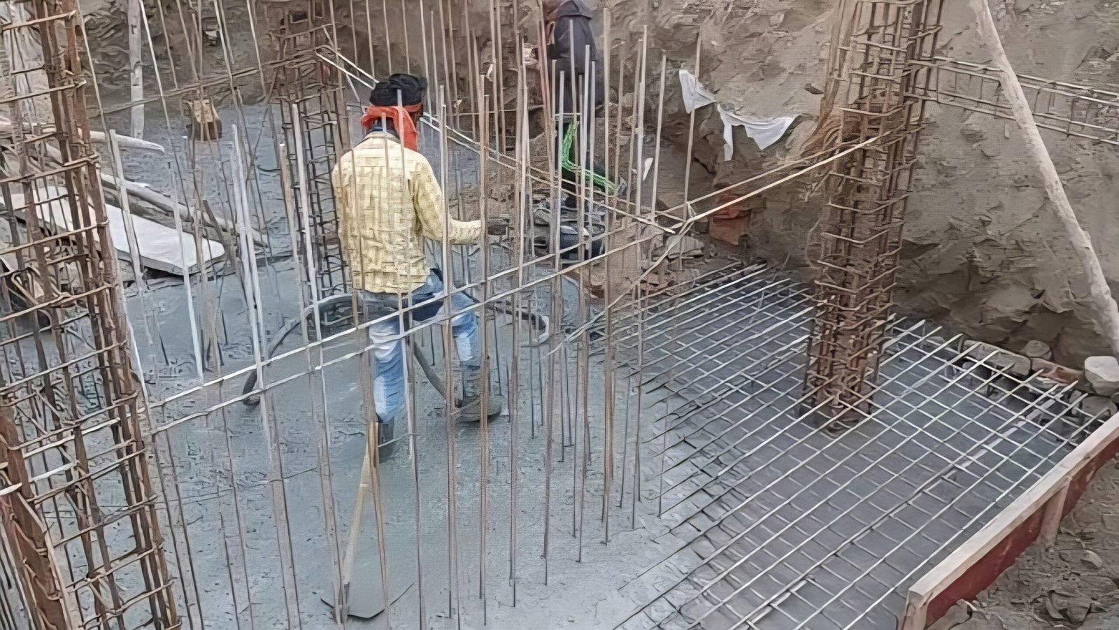 What Is a Raft and Mat Foundation: Types, Advantages, Disadvantages ...